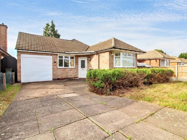 2 bedroom detached bungalow for sale