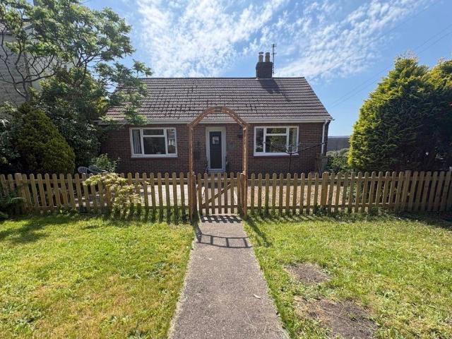2 bedroom detached bungalow for sale