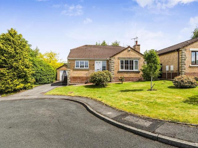 2 bedroom detached bungalow for sale