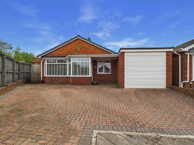 2 bedroom detached bungalow for sale