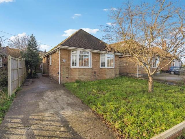 2 bedroom detached bungalow for sale