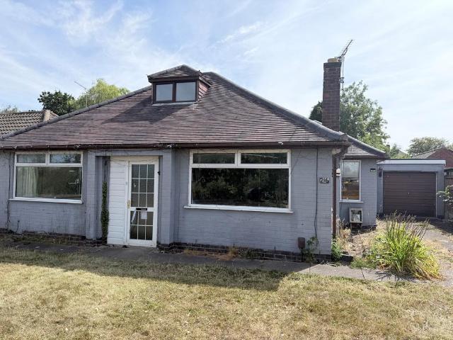 2 bedroom detached bungalow for sale