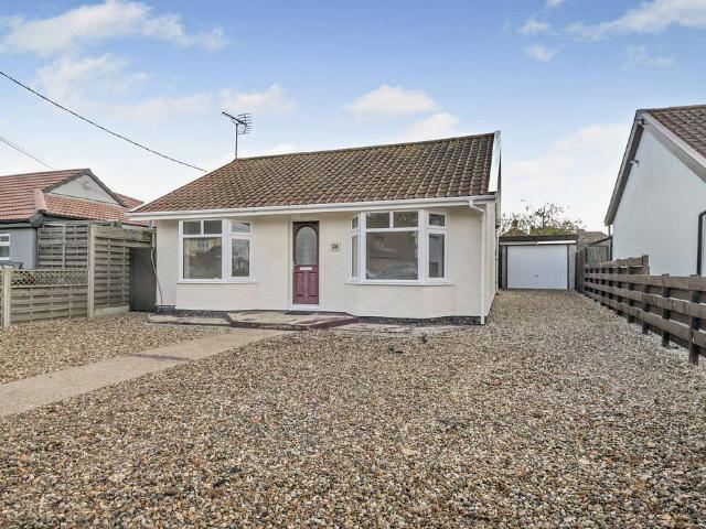 2 bedroom detached bungalow for sale