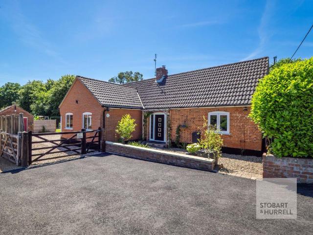 2 bedroom detached bungalow for sale