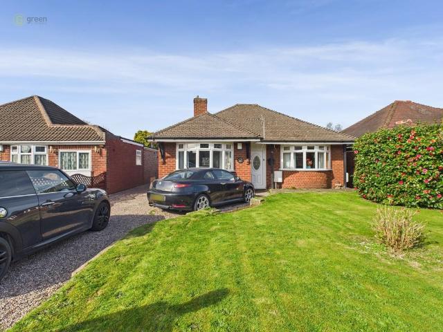 2 bedroom detached bungalow for sale