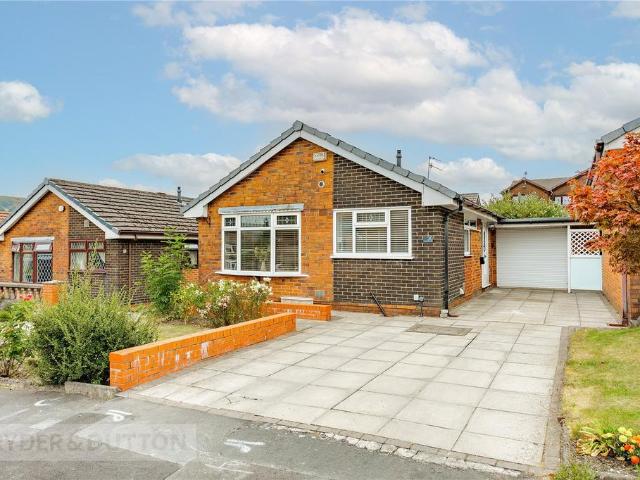 2 bedroom detached bungalow for sale