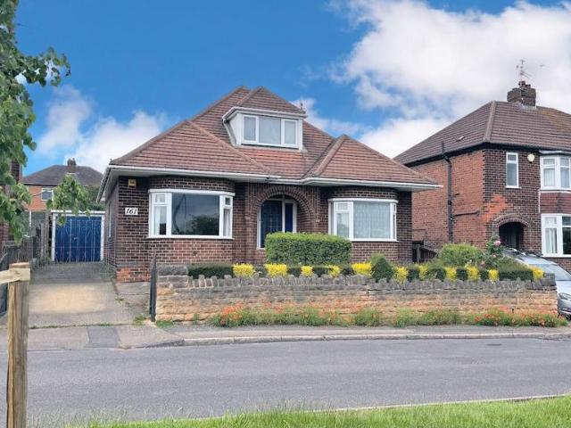 2 bedroom detached bungalow for sale