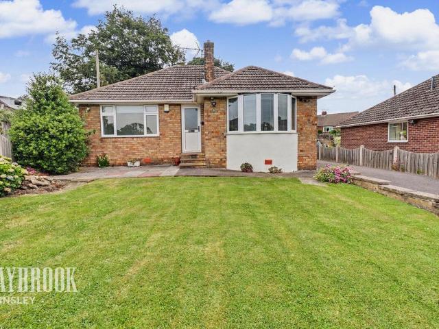 2 bedroom detached bungalow for sale