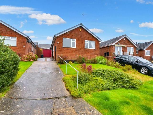 2 bedroom detached bungalow for sale