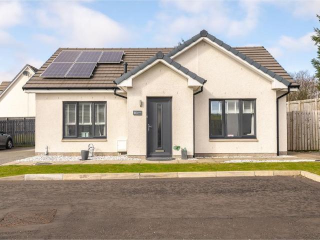 2 bedroom detached bungalow for sale
