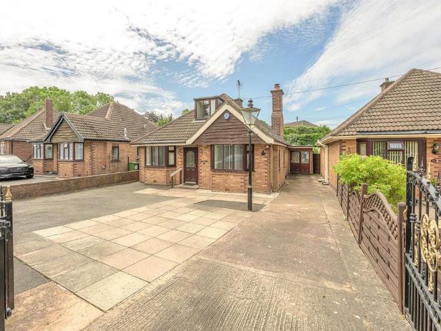 2 bedroom detached bungalow for sale