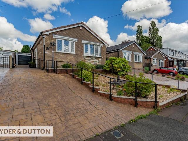 2 bedroom detached bungalow for sale