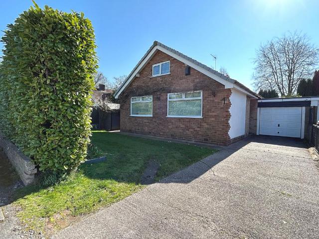 2 bedroom detached bungalow for sale
