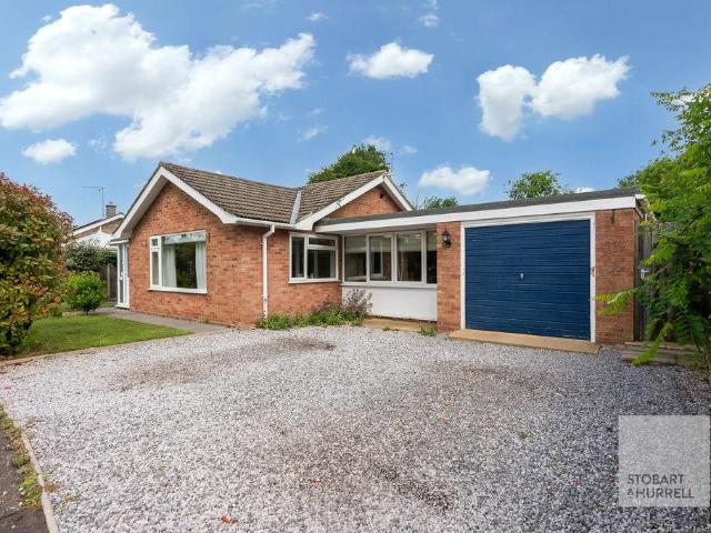 2 bedroom detached bungalow for sale