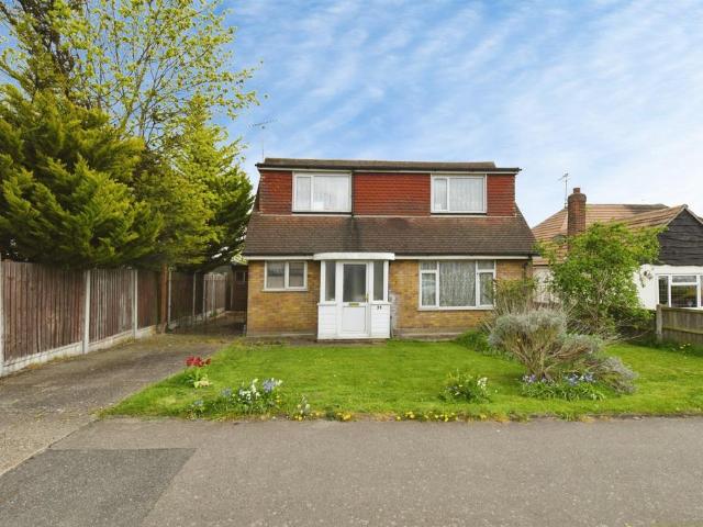 2 bedroom detached bungalow for sale