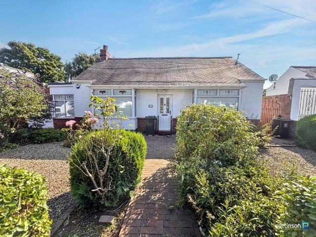 2 bedroom detached bungalow for sale