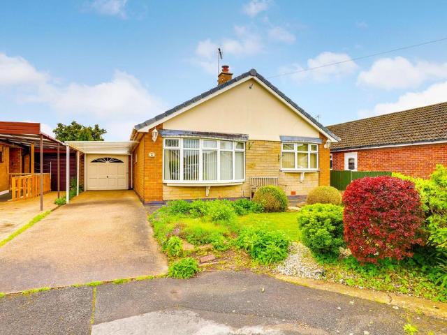 2 bedroom detached bungalow for sale