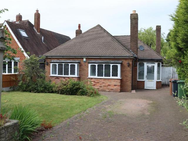 2 bedroom detached bungalow for sale