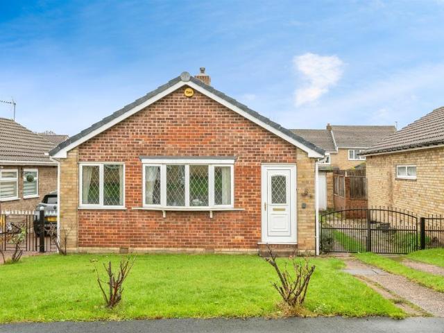 2 bedroom detached bungalow for sale