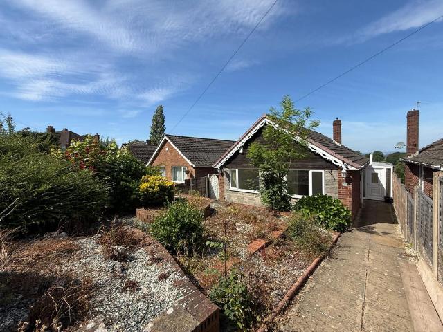 2 bedroom detached bungalow for sale
