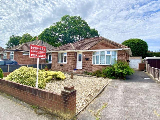 2 bedroom detached bungalow for sale