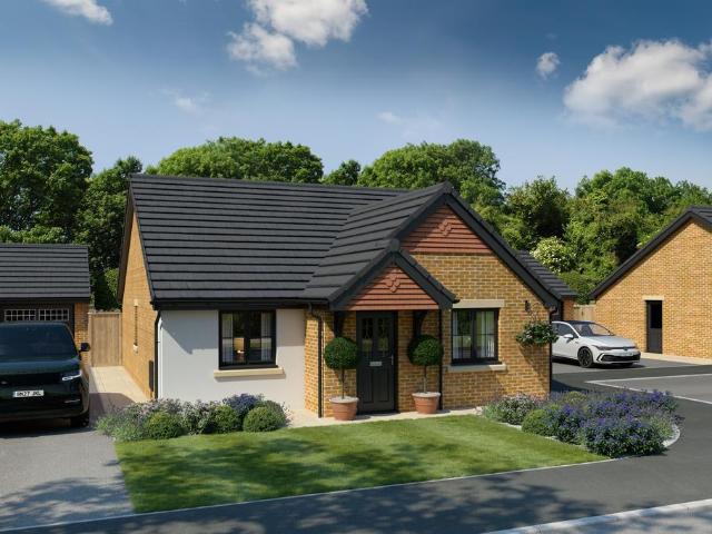 2 bedroom detached bungalow for sale