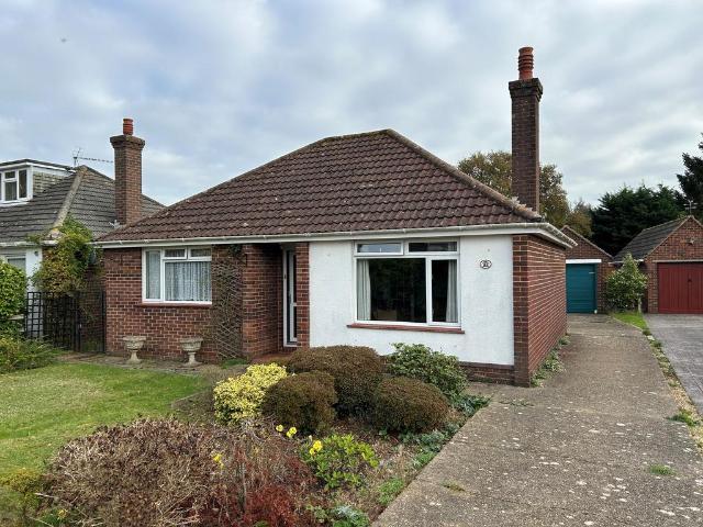 2 bedroom detached bungalow for sale