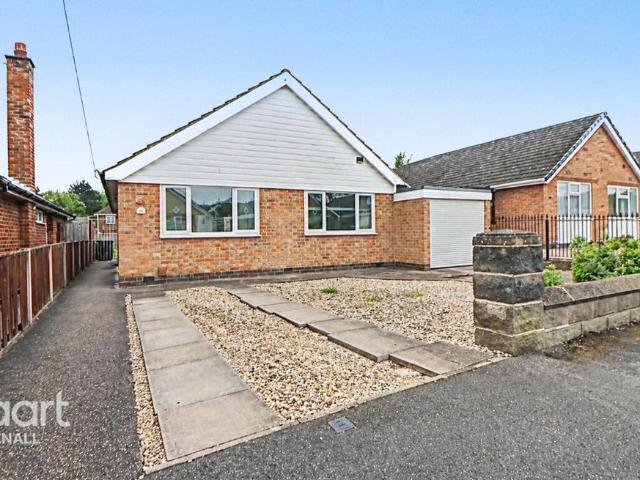 2 bedroom detached bungalow for sale