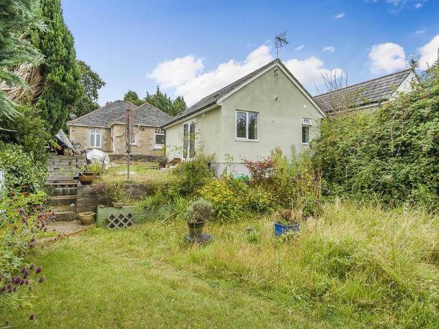 2 bedroom detached bungalow for sale