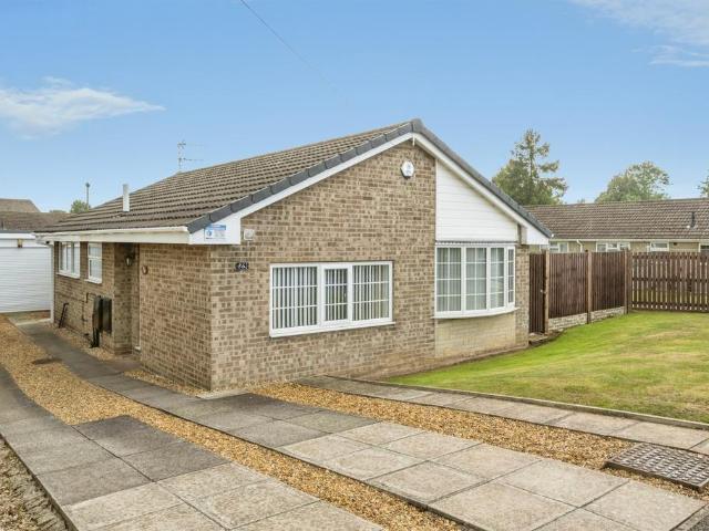 2 bedroom detached bungalow for sale