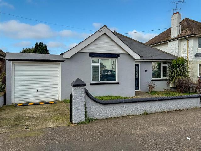 2 bedroom detached bungalow for sale