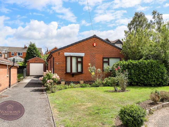 2 bedroom detached bungalow for sale