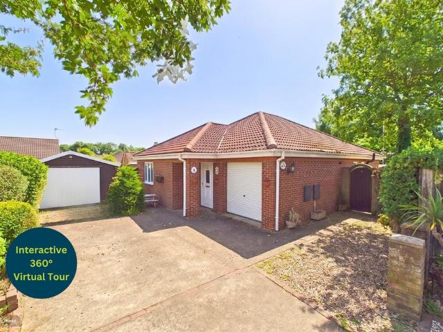 2 bedroom detached bungalow for sale