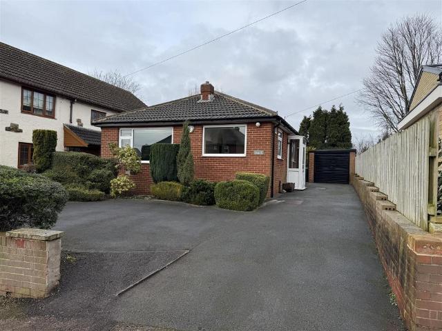 2 bedroom detached bungalow for sale