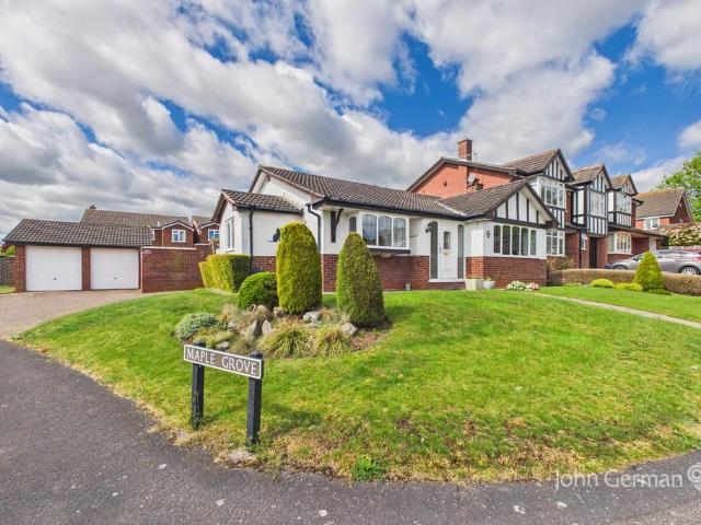 2 bedroom detached bungalow for sale