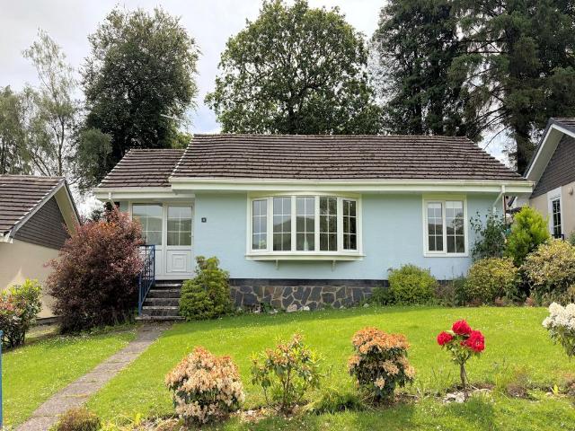 2 bedroom detached bungalow for sale