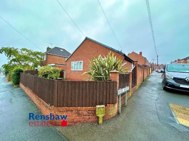 2 bedroom detached bungalow for sale
