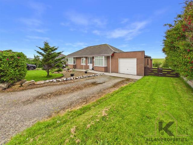2 bedroom detached bungalow for sale