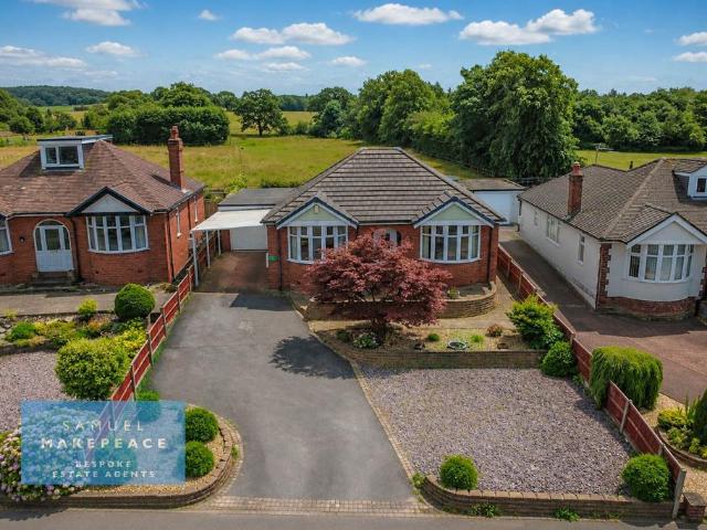 2 bedroom detached bungalow for sale