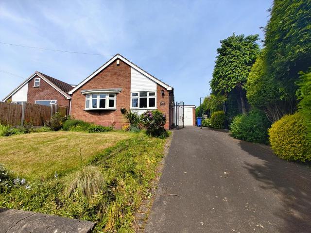 2 bedroom detached bungalow for sale