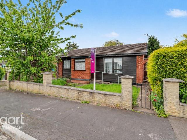 2 bedroom detached bungalow for sale