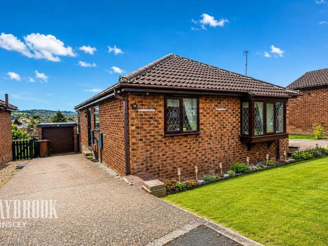 2 bedroom detached bungalow for sale