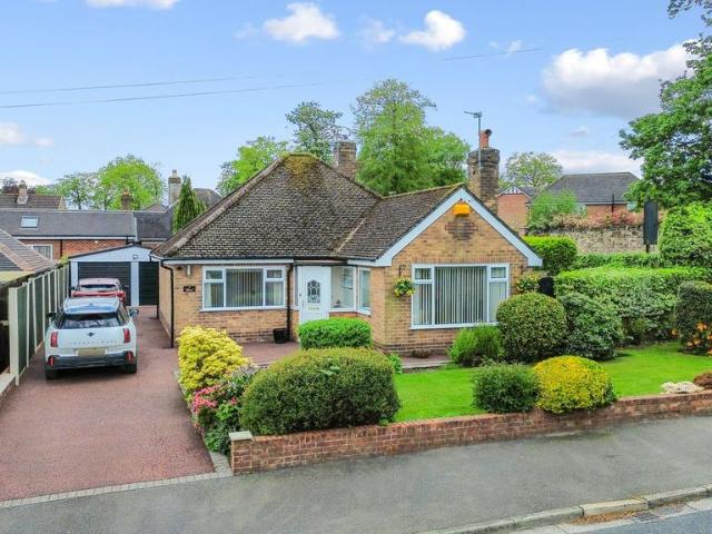 2 bedroom detached bungalow for sale