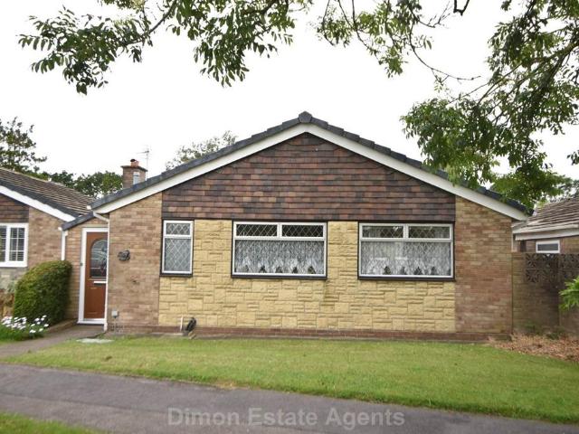 2 bedroom detached bungalow for sale