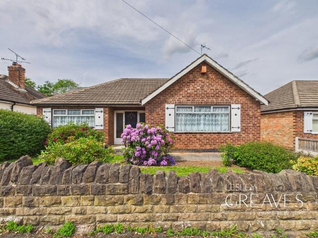2 bedroom detached bungalow for sale