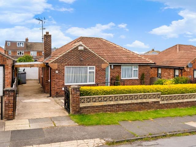 2 bedroom detached bungalow for sale