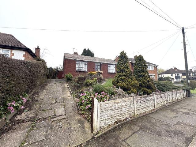 2 bedroom detached bungalow for sale
