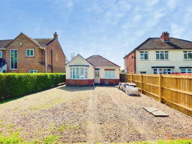 2 bedroom detached bungalow for sale