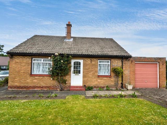 2 bedroom detached bungalow for sale