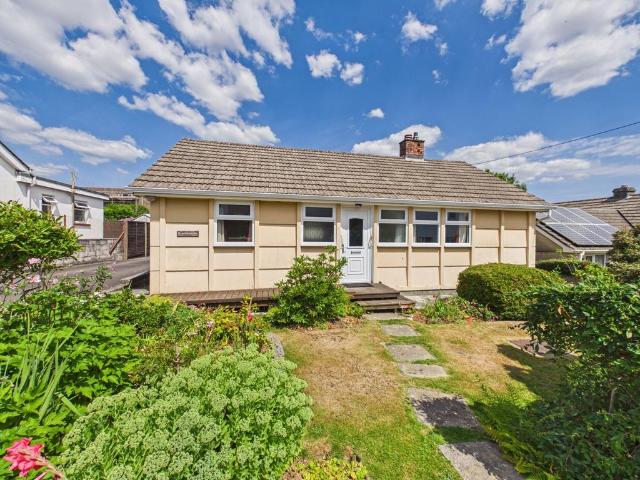2 bedroom detached bungalow for sale